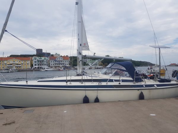 Maxi 108 – Båtmäklargruppen